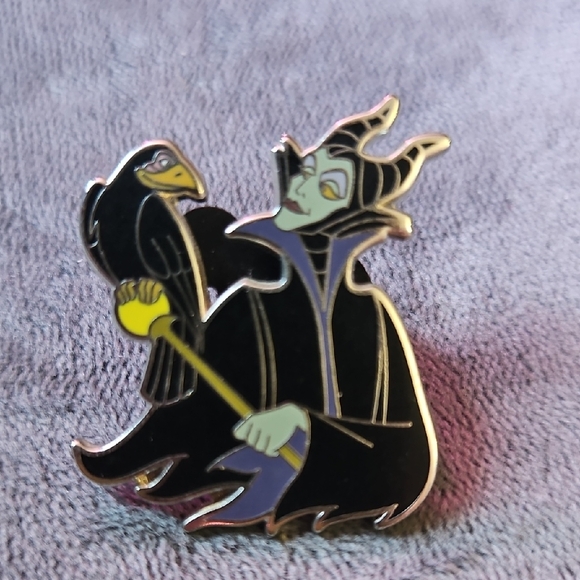 Disney | Accessories | Disney Pin Maleficent Disney Pin Trading ...